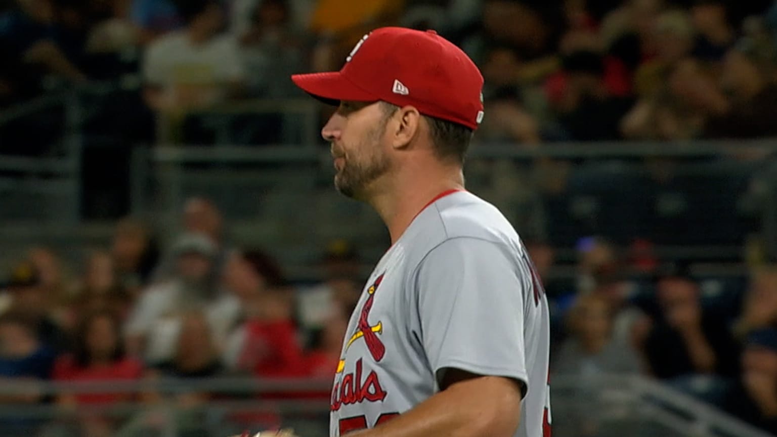 Adam Wainwright poncha a Jake Cronenworth en la 6ta | 20/09/2022 ...