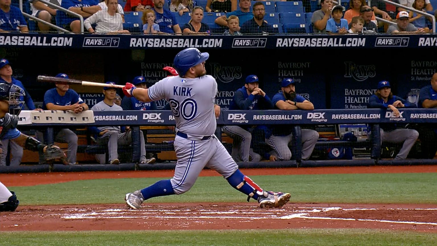 Alejandro Kirk drives a solo home run to left field | 09/25/2022 | MLB.com