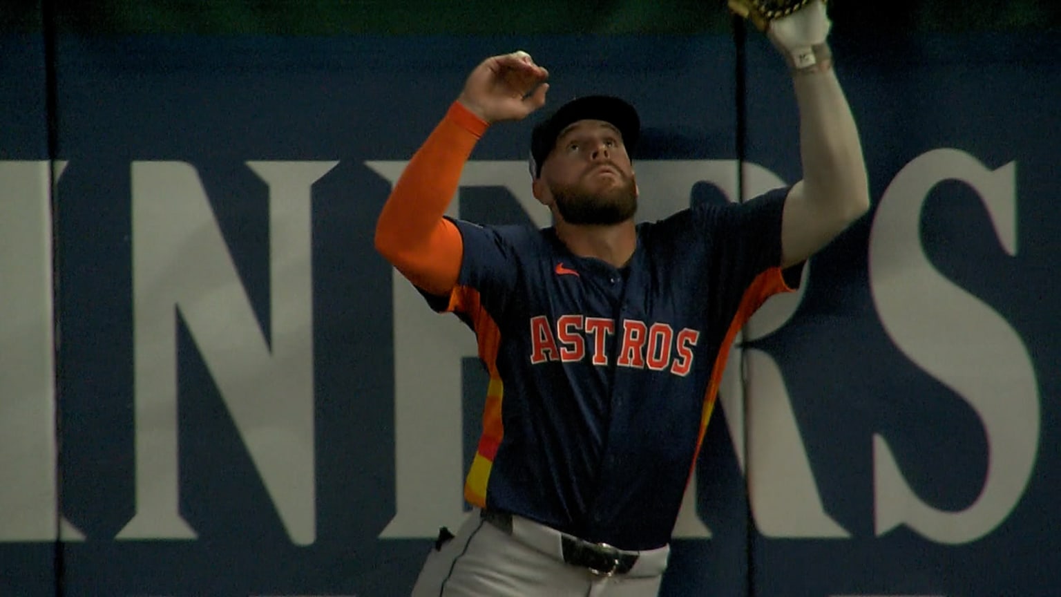 Daily Dash: Cabbage's home run robbery, Rojas' dive | 07/21/2024 | MLB.com