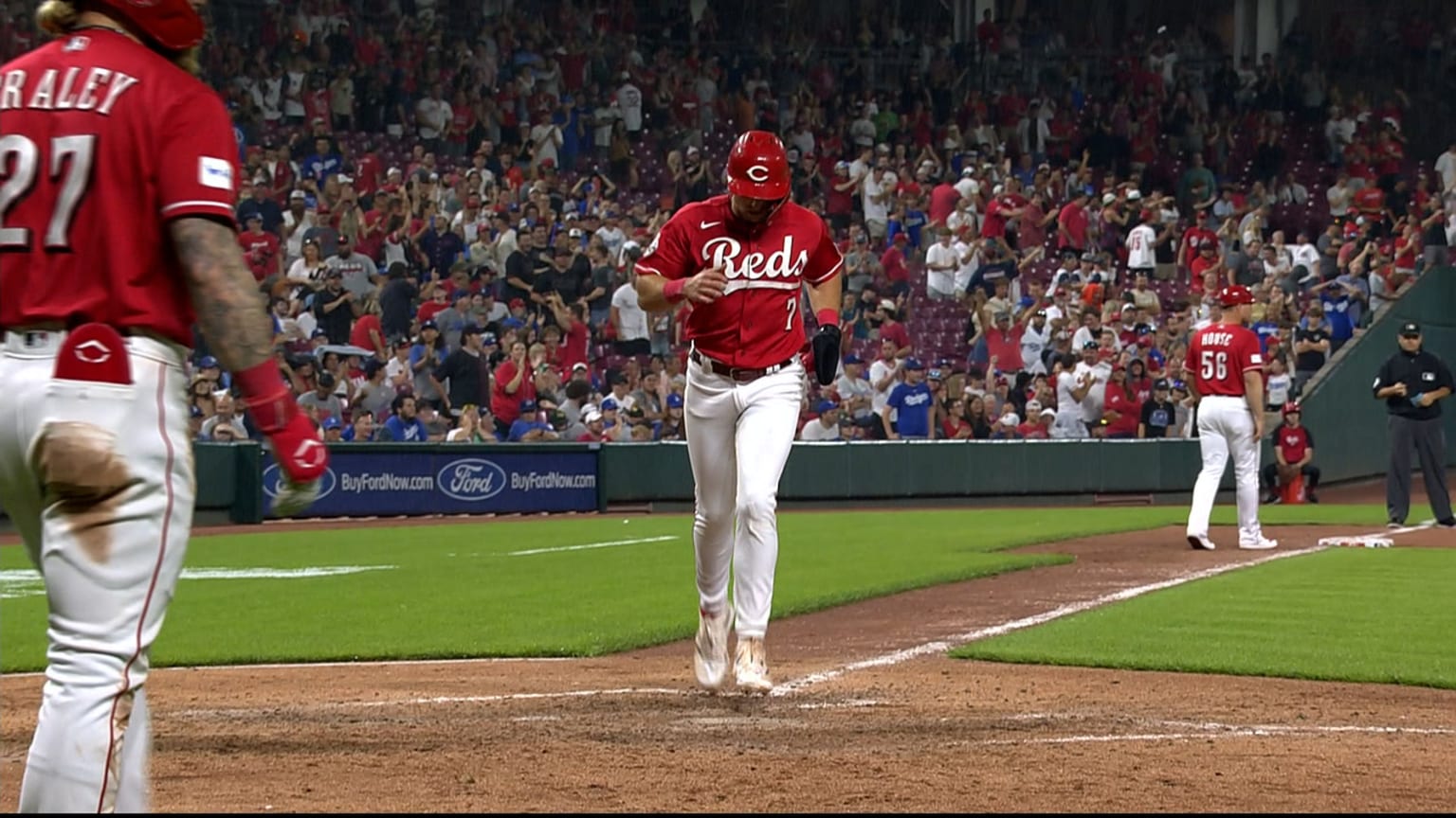 Spencer Steer scores off of walk | 06/06/2023 | Cincinnati Reds