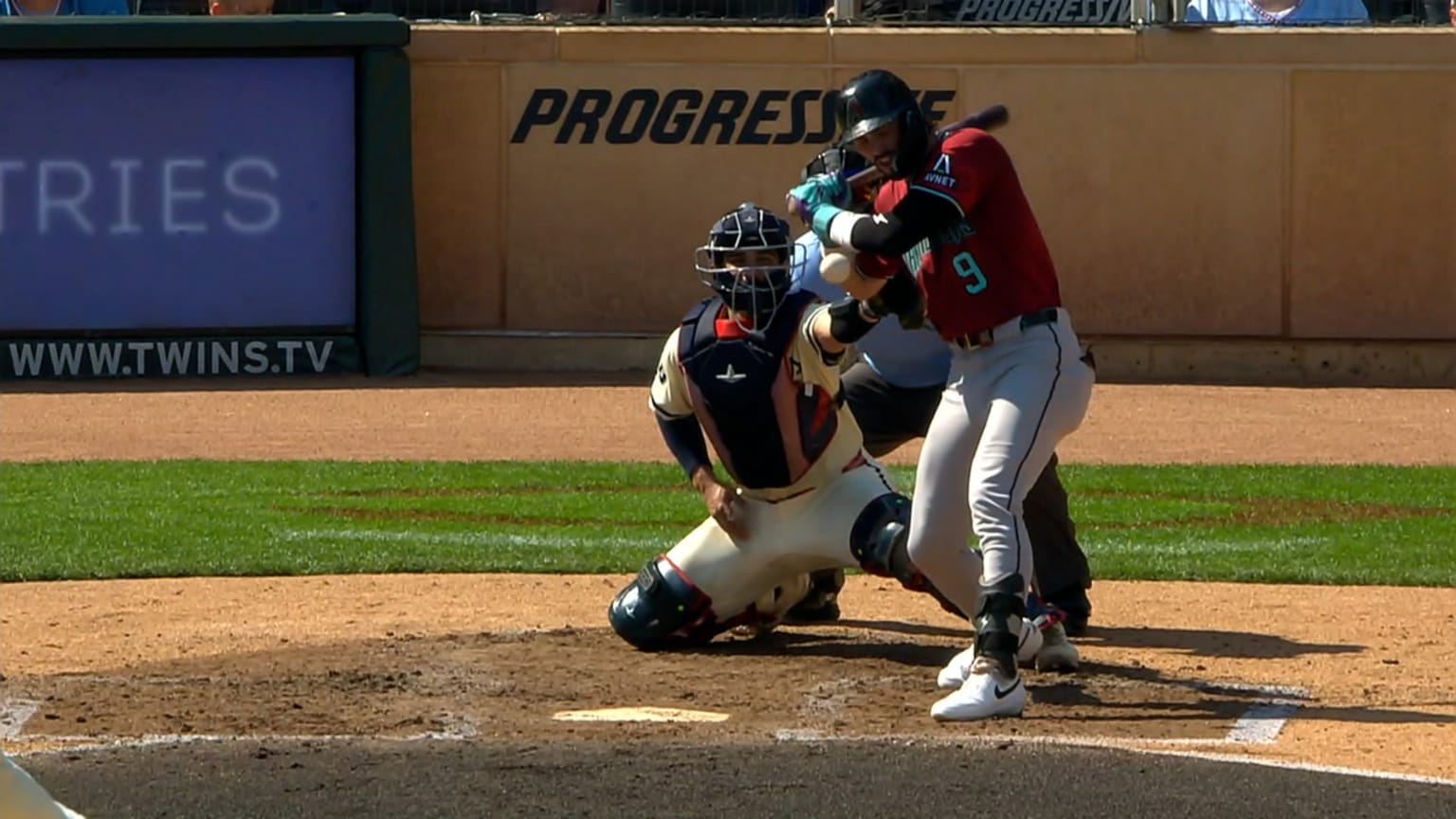 Blaze Alexander leaves game with apparent injury | 09/14/2025 | MLB.com
