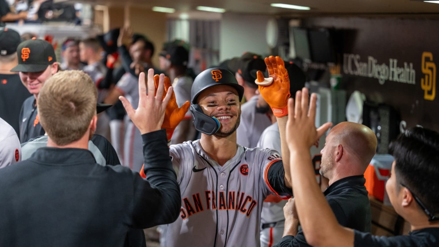 Grant McCray pega 2 jonrones contra los Padres | 07/09/2024 | Los ...