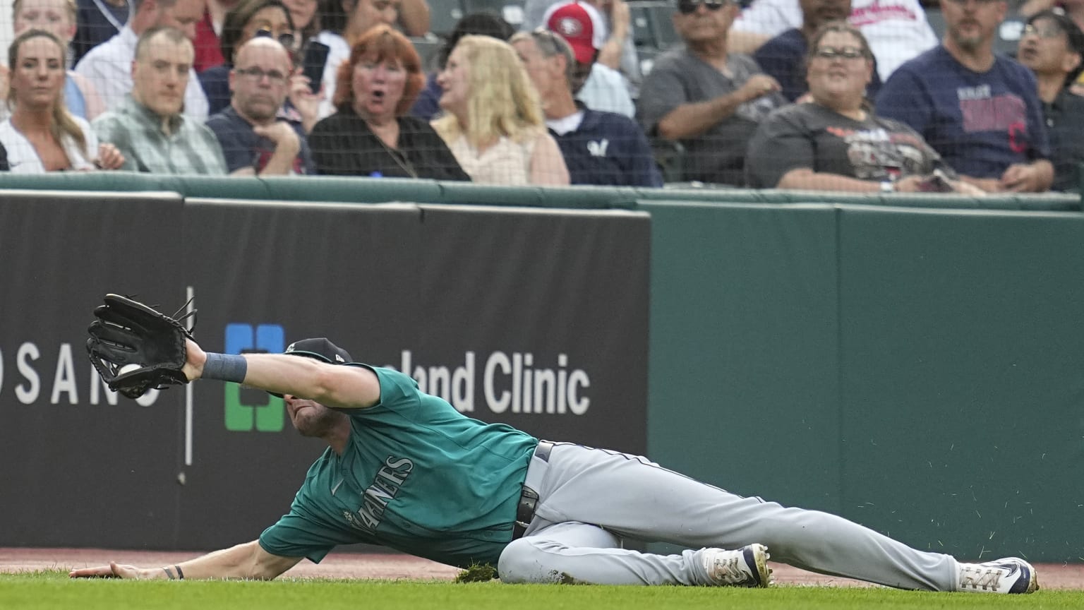 Luke Raley hace una gran atrapada | 18/06/2024 | Los Mariners de Seattle