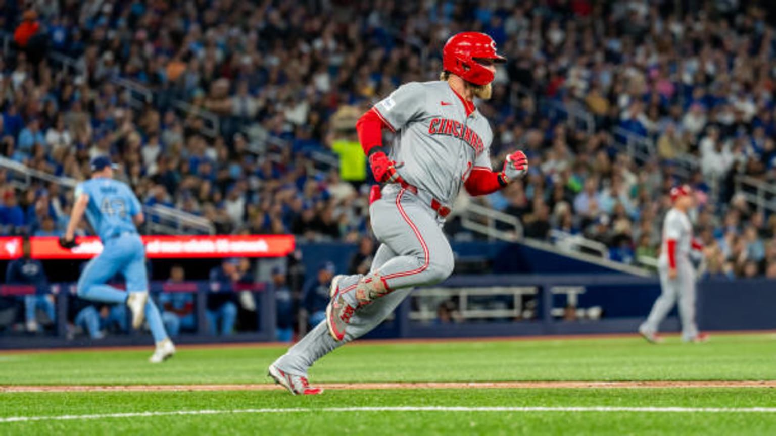 Jake Fraley's RBI double | 08/19/2024 | Cincinnati Reds