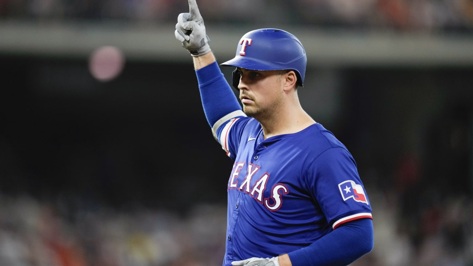 Nathaniel Lowe's go-ahead RBI single | 07/13/2024 | MLB.com