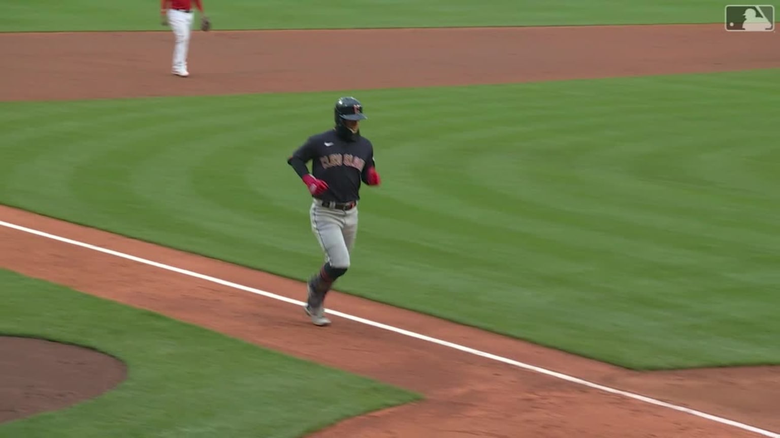 Giménez homers to right field in the 7th inning | 04/29/2023 | Cleveland Guardians