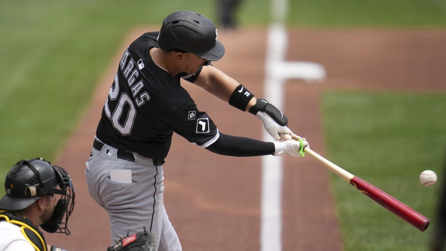 Miguel Vargas' three-run home run (11) | 07/20/2025 | MLB.com
