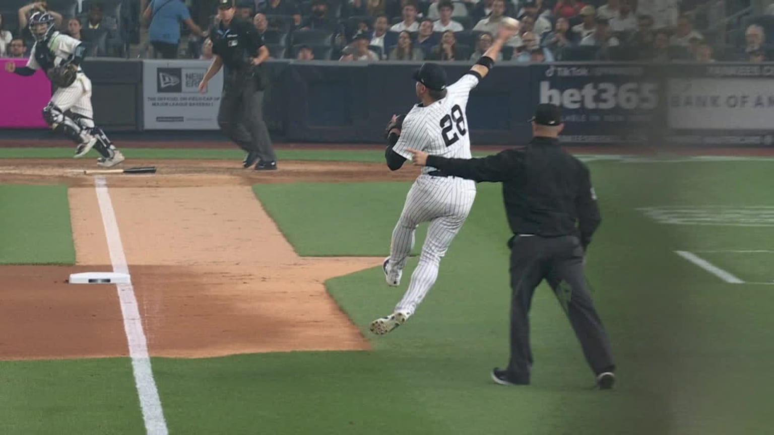 Josh Donaldson makes a great throw to first base | 06/06/2023 | New ...