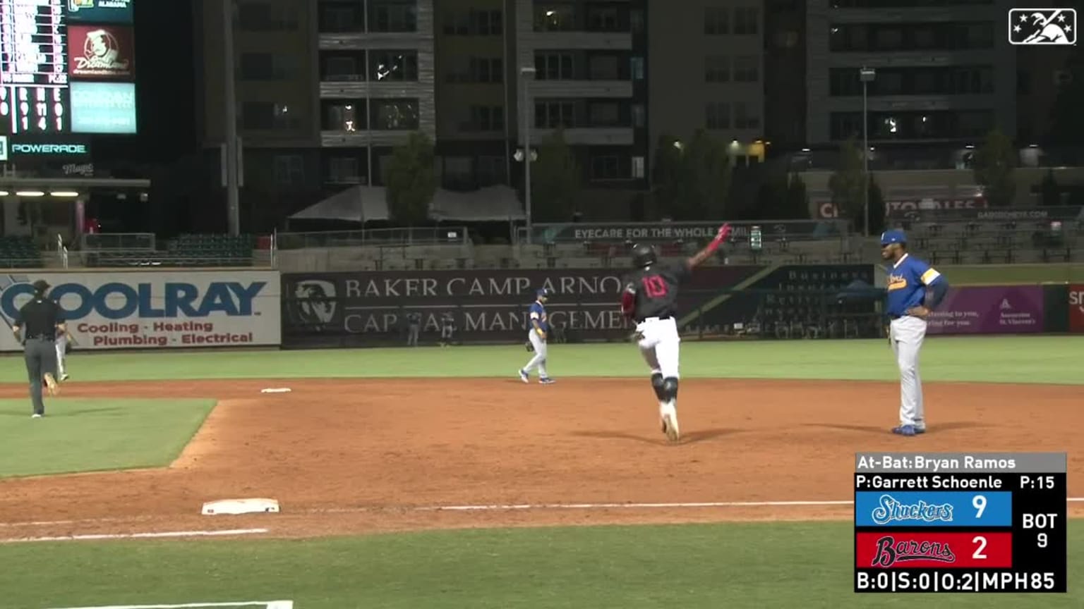 Bryan Ramos smokes a solo homer to right field | 09/06/2023 | Chicago ...