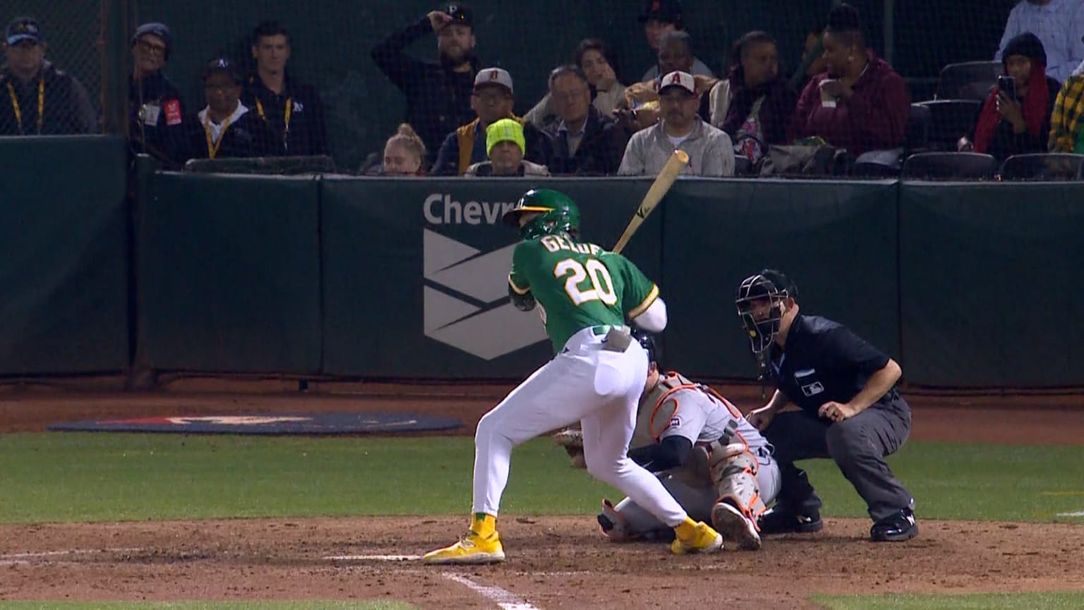 Zack Gelof hits an infield single | 09/21/2023 | Athletics