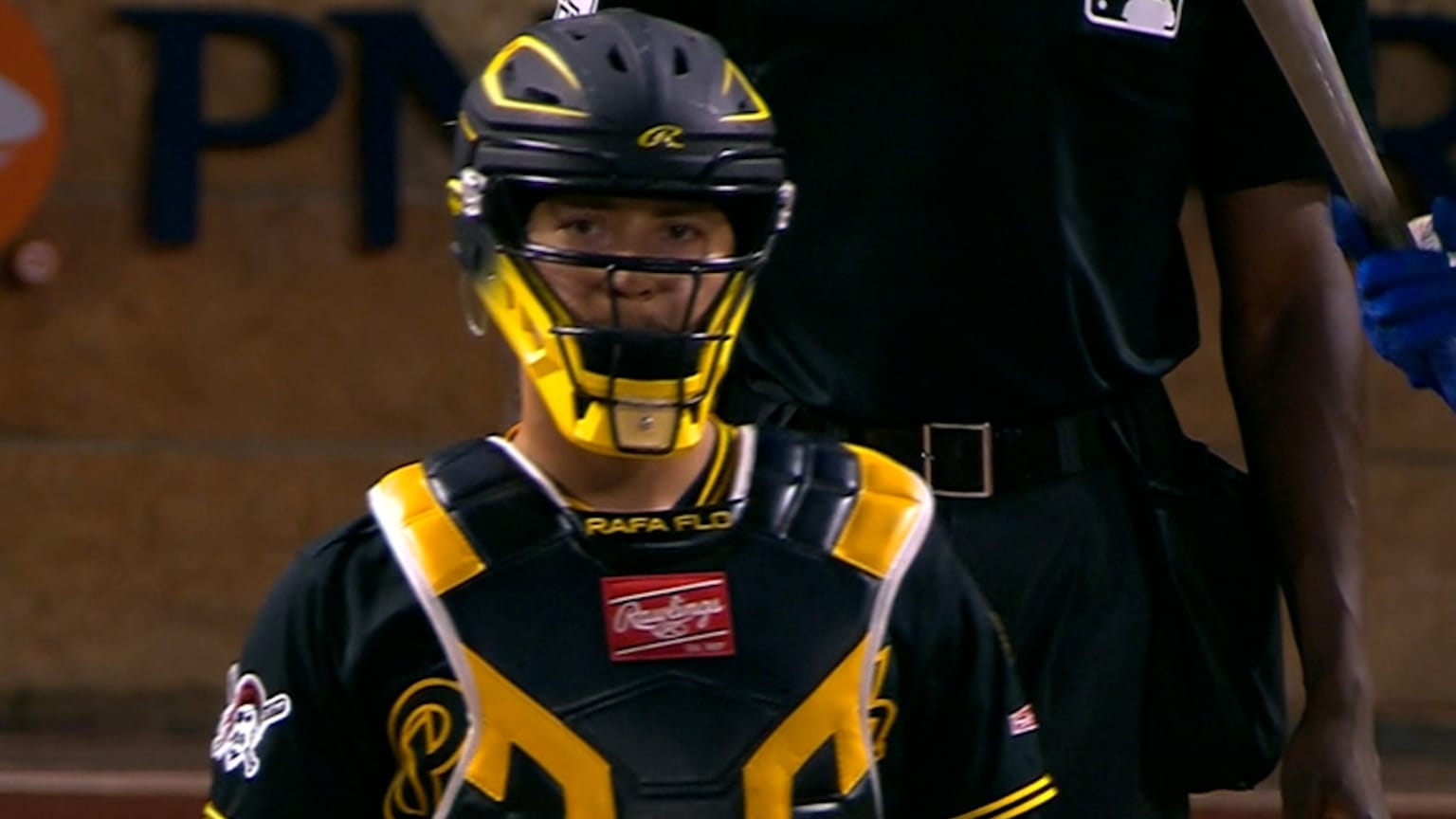 Endy Rodríguez exits with left hip discomfort | 06/10/2026 | Pittsburgh ...