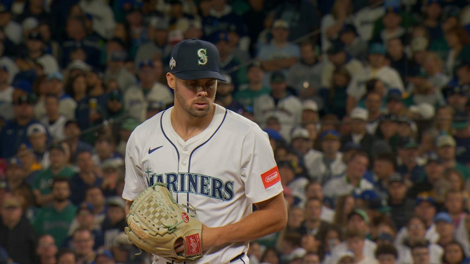 Matt Brash poncha a 3 en la 8va para ganar el Juego 2 | 05/10/2025 ...