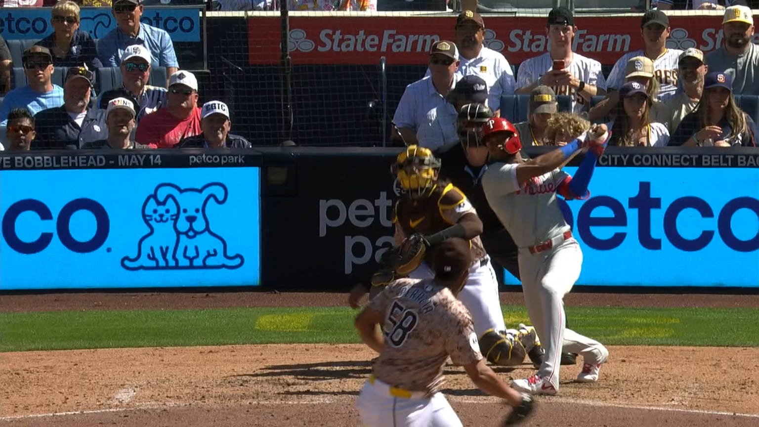 Johan Rojas' RBI ground-rule double | 04/28/2024 | Philadelphia Phillies