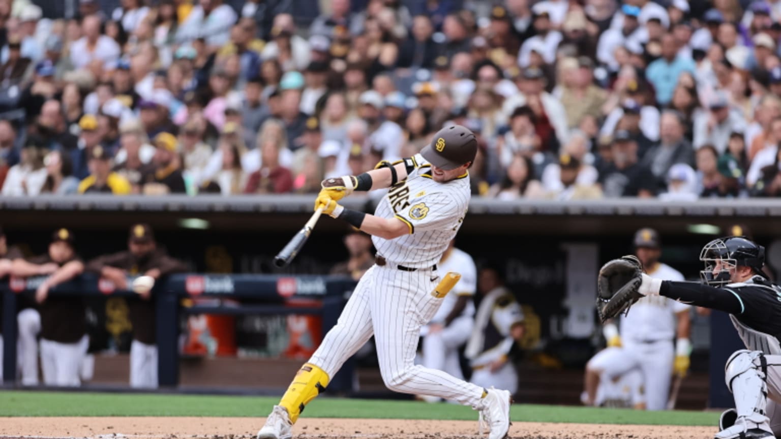 Jake Cronenworth launches a three-run homer (9) | 06/08/2024 | San ... Jake Cronenworth launches a three-run homer (9) | 06/08/2024 | San ...