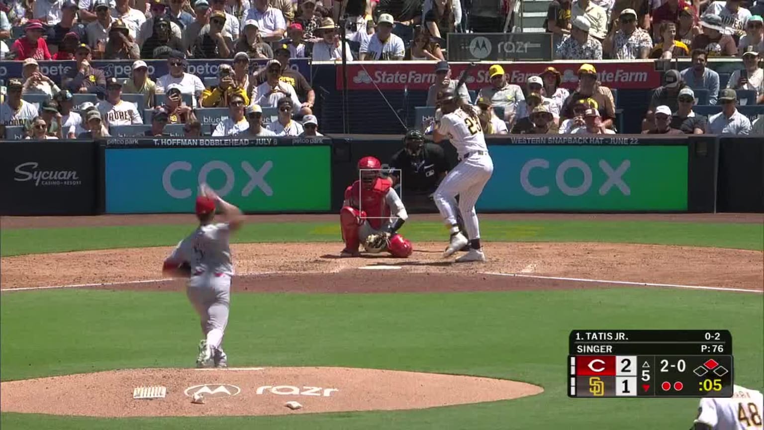 Fernando Tatis Jr.'s RBI single | 06/10/2026 | MLB.com