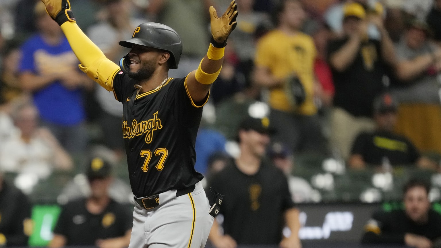 Joshua Palacios skies a two-run home run to right | 07/09/2024 ...
