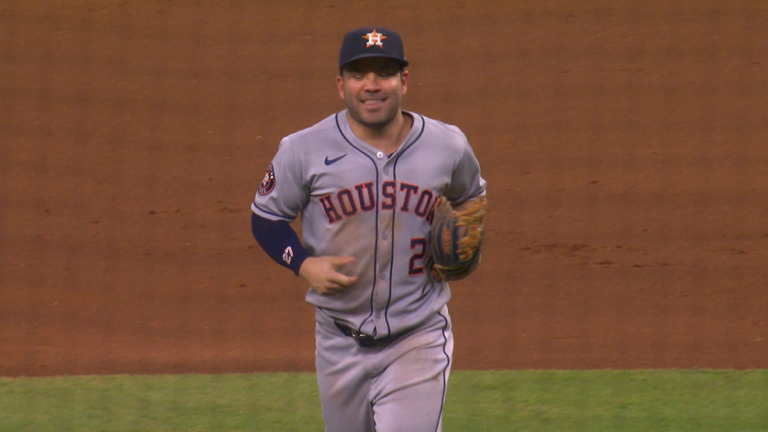 Jose Altuve's diving grab | 09/12/2025 | San Francisco Giants