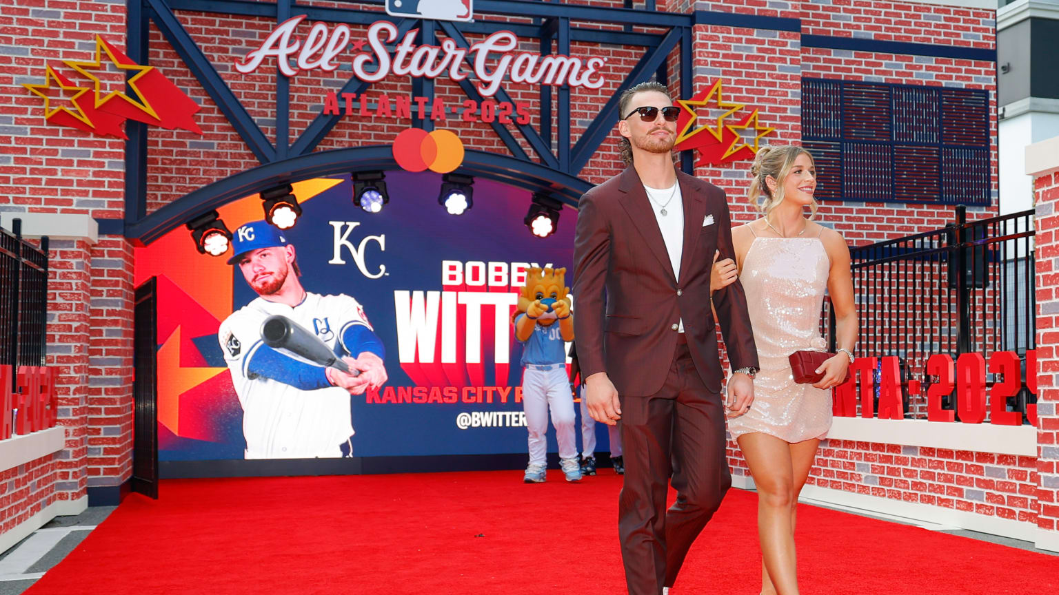 Bobby Witt Jr. discusses baseball fashion | 07/15/2025 | Seattle Mariners