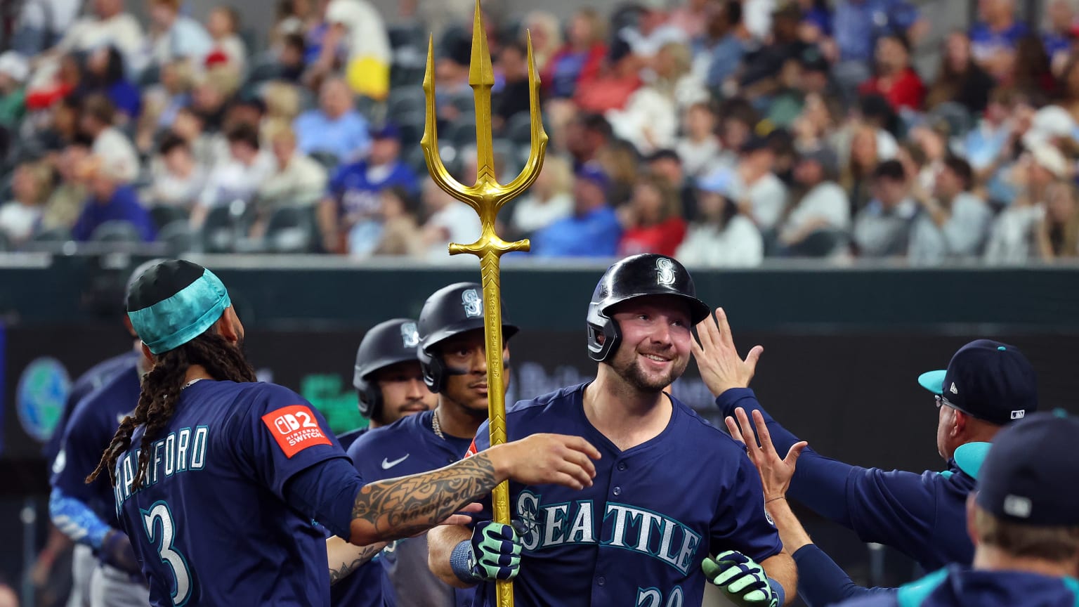 Mariners erupt for seven runs in the 5th | 05/02/2025 | Seattle Mariners