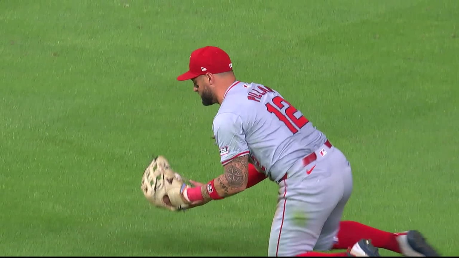 Kevin Pillar's sliding catch | 09/20/2024 | Los Angeles Angels