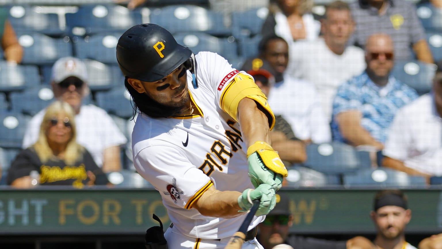 Connor Joe's sacrifice fly | 09/11/2024 | Pittsburgh Pirates