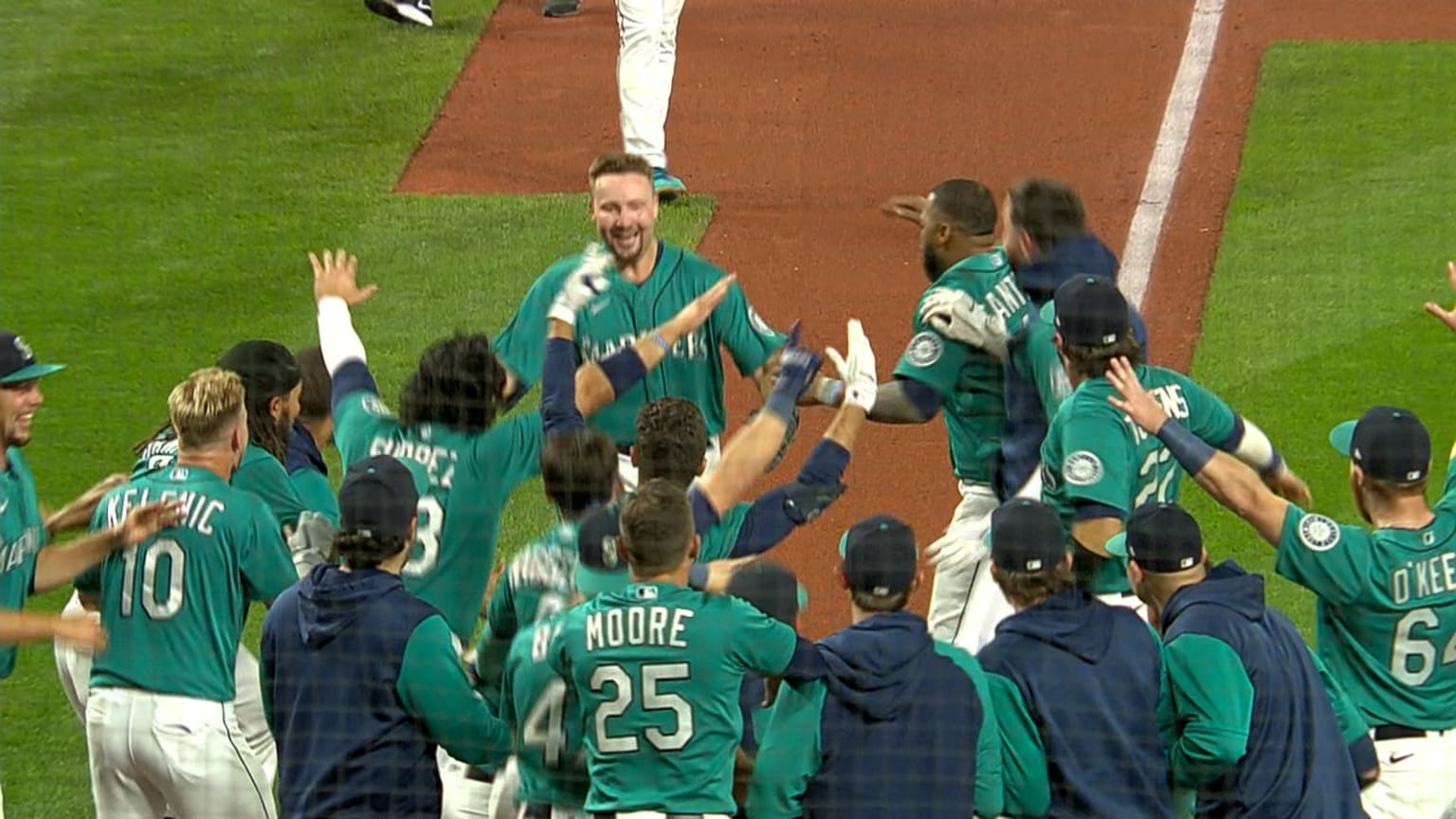 Cal Raleigh's walk-off HR sends Mariners to Posteason | 09/30/2022 ...
