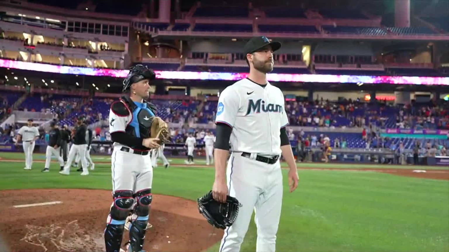 Dylan Floro seals the save and win in the 9th inning | 06/05/2023 ...