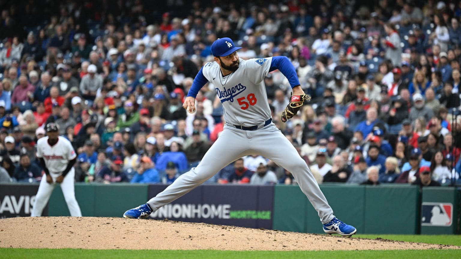 Lou Trivino sale de apuros con las bases llenas | 28/05/2025 | Los ...