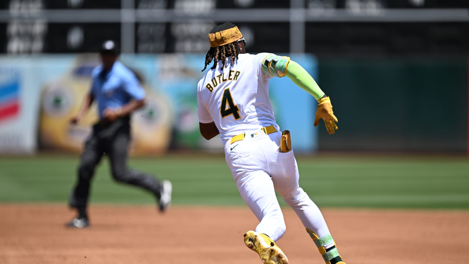 Lawrence Butler doubles in the 1st | 07/24/2024 | Athletics