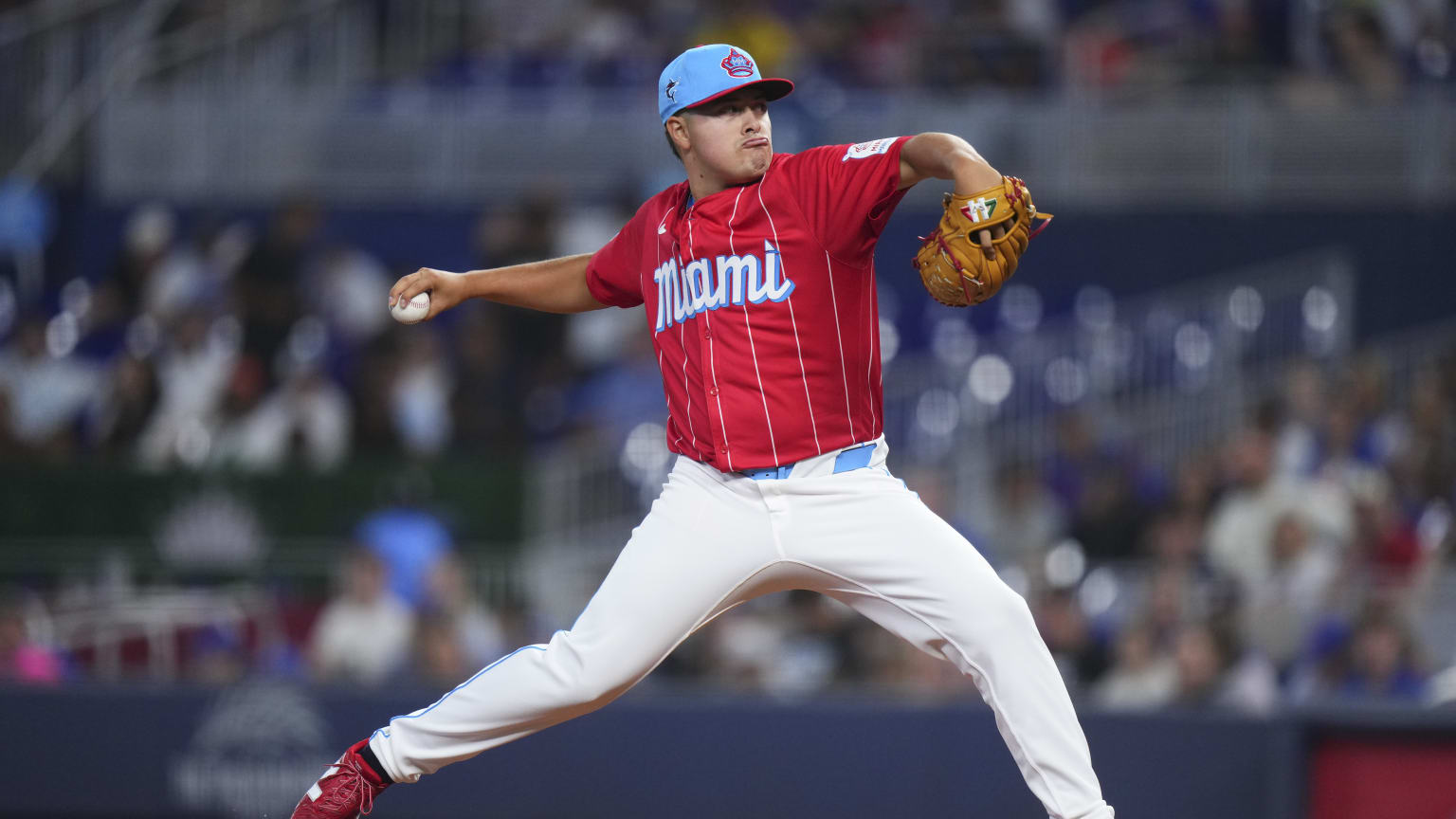 Valente Bellozo strikes out Ian Happ | 08/24/2024 | Miami Marlins