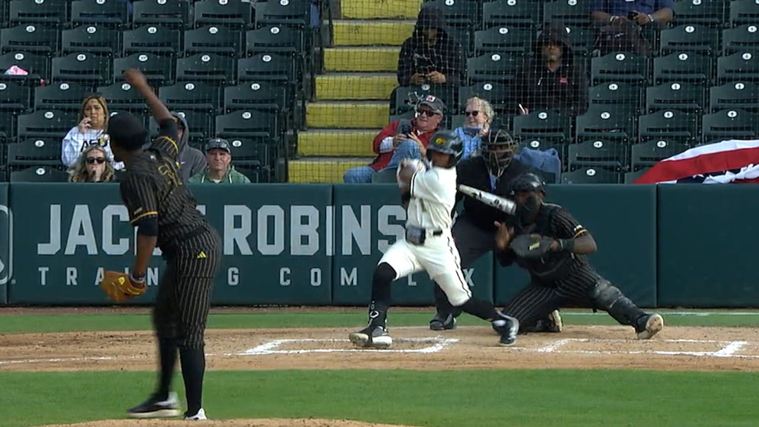 Martavius Thomas' two-run single | 02/21/2025 | New York Mets