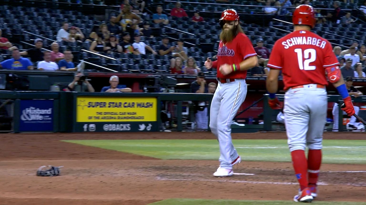 Brandon Marsh scores on a wild pitch in the 8th | 08/31/2022 ...