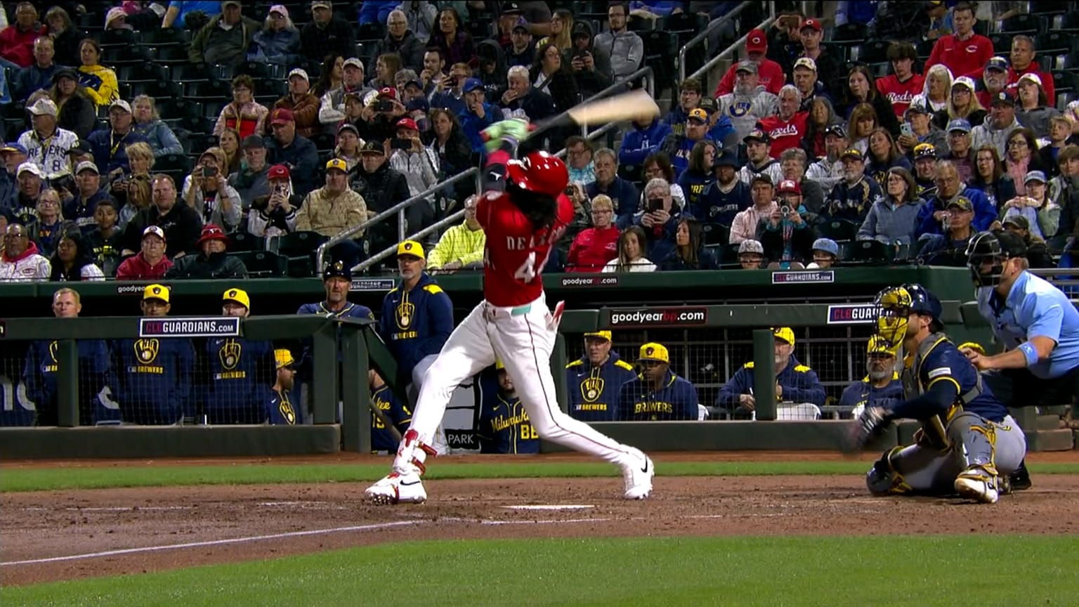 Elly De La Cruz's first hit of the game | 03/03/2025 | MLB.com