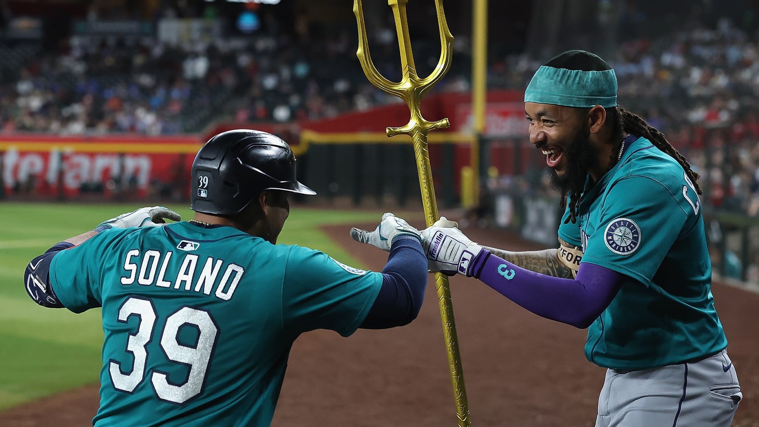 Donovan Solano's first home run of the season | 06/11/2025 | Seattle Mariners