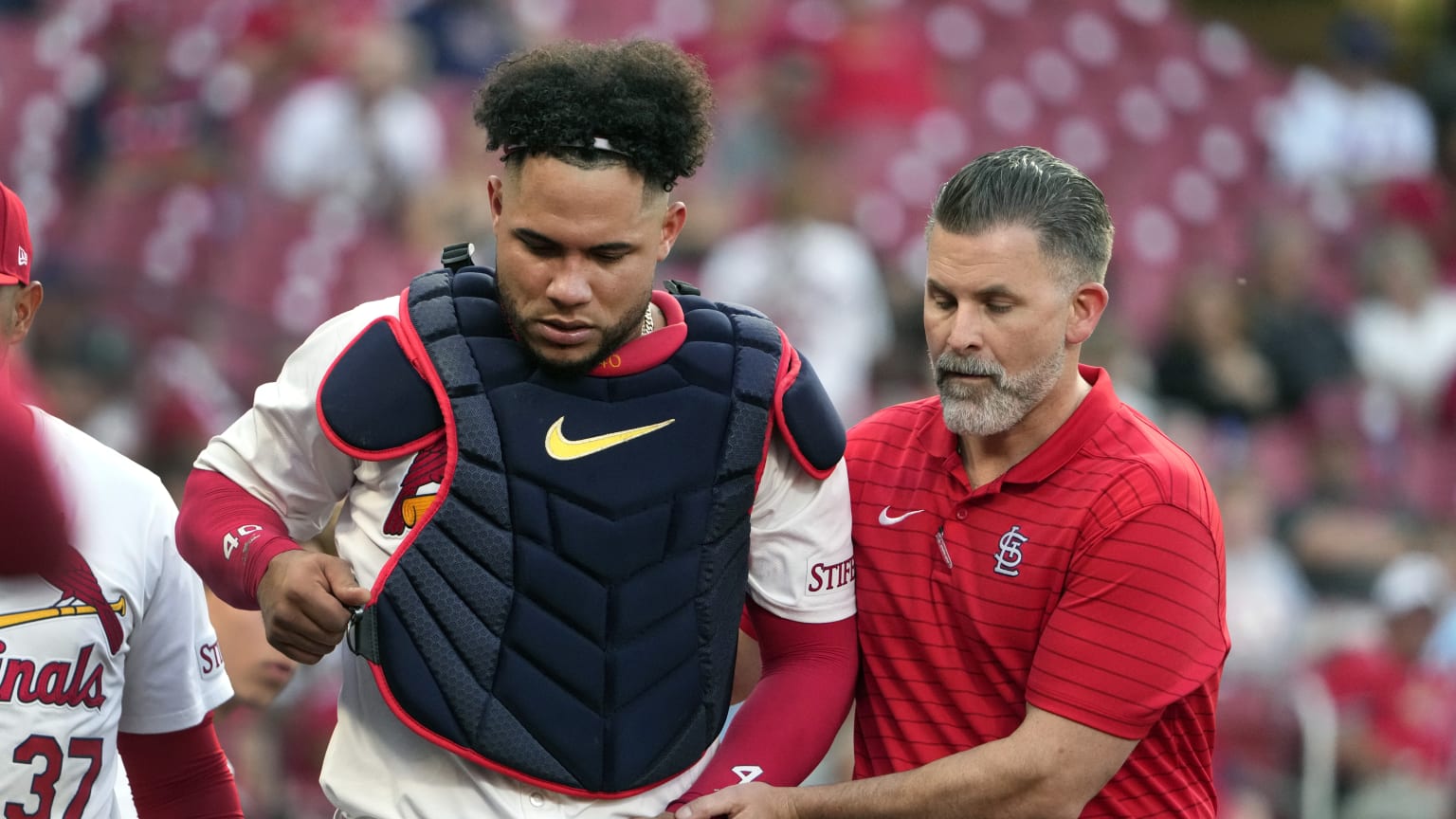 Willson Contreras suffers arm fracture | 05/07/2024 | MLB.com