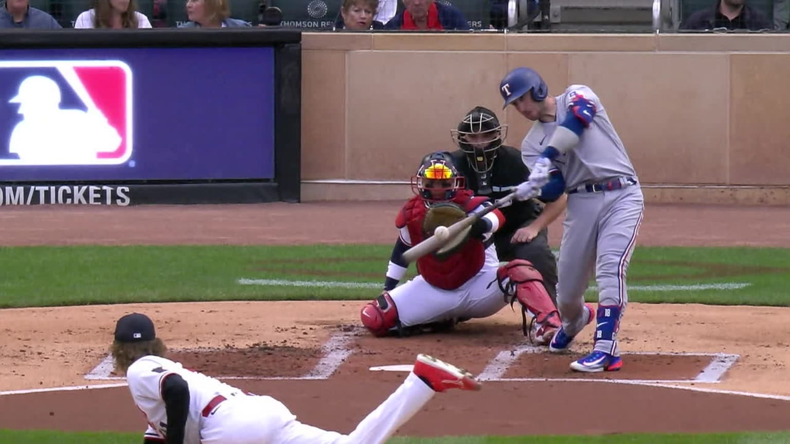 Mitch Garver belts a solo home run in the 2nd inning | 08/26/2023 ...