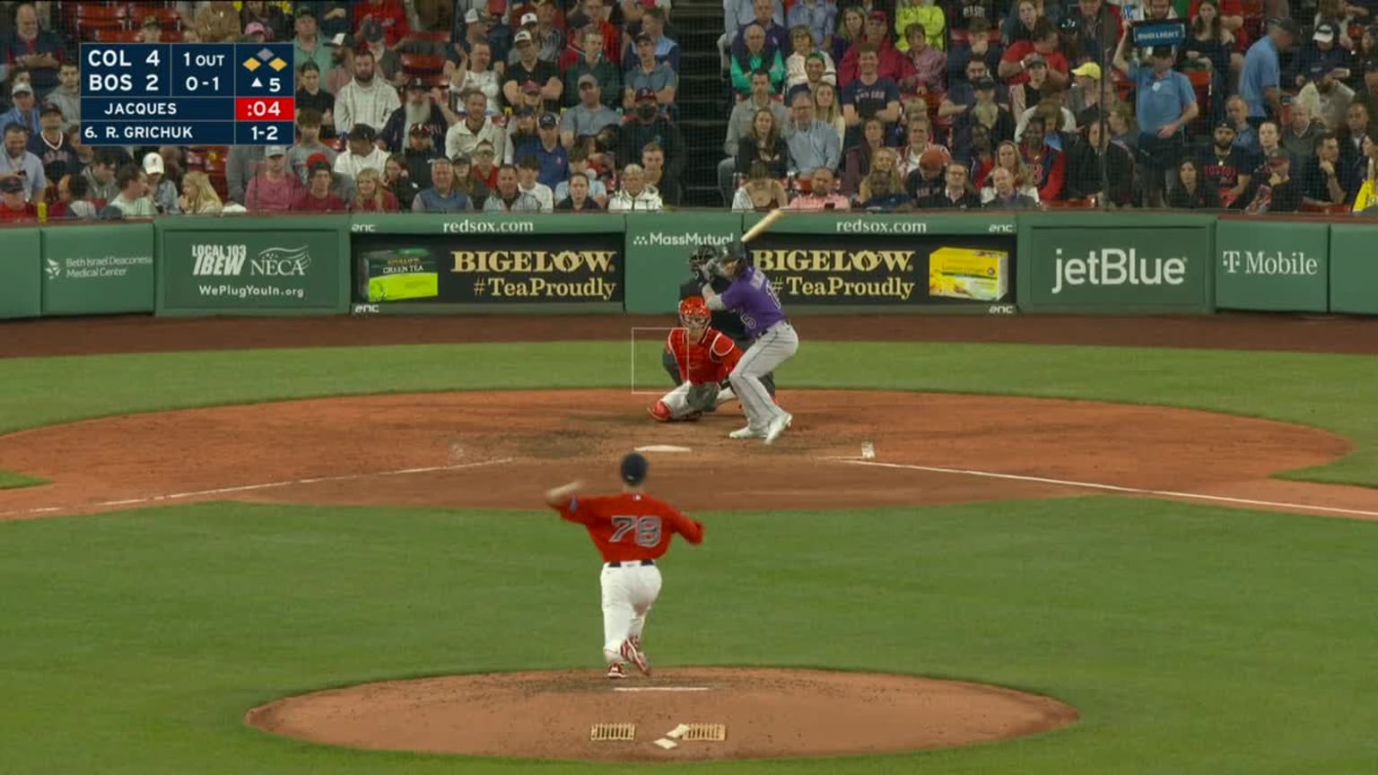 Joe Jacques induces a double play | 06/13/2023 | Seattle Mariners