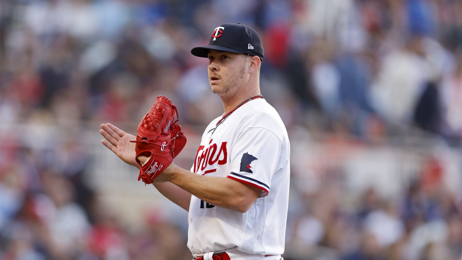 Emilio Pagán discusses his two-year deal with Reds | 12/16/2023 ...