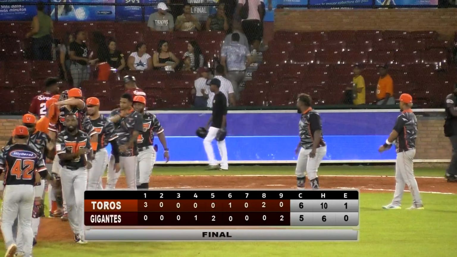 Hansel Rodríguez sella la victoria con ponche | 15/11/2022 | Lasmayores.com