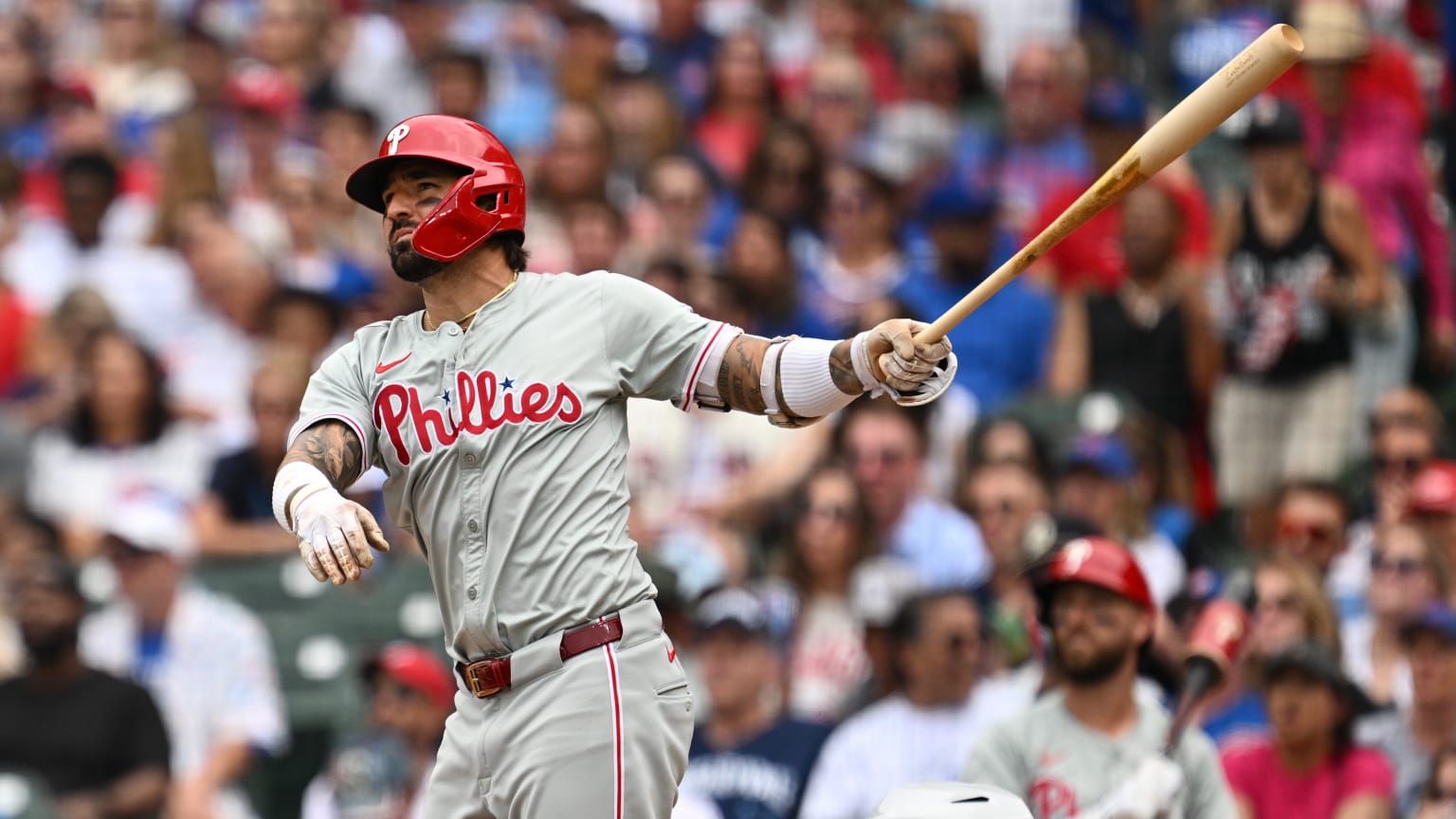 Nick Castellanos slugs a solo homer (12) | 07/04/2024 | Philadelphia ...
