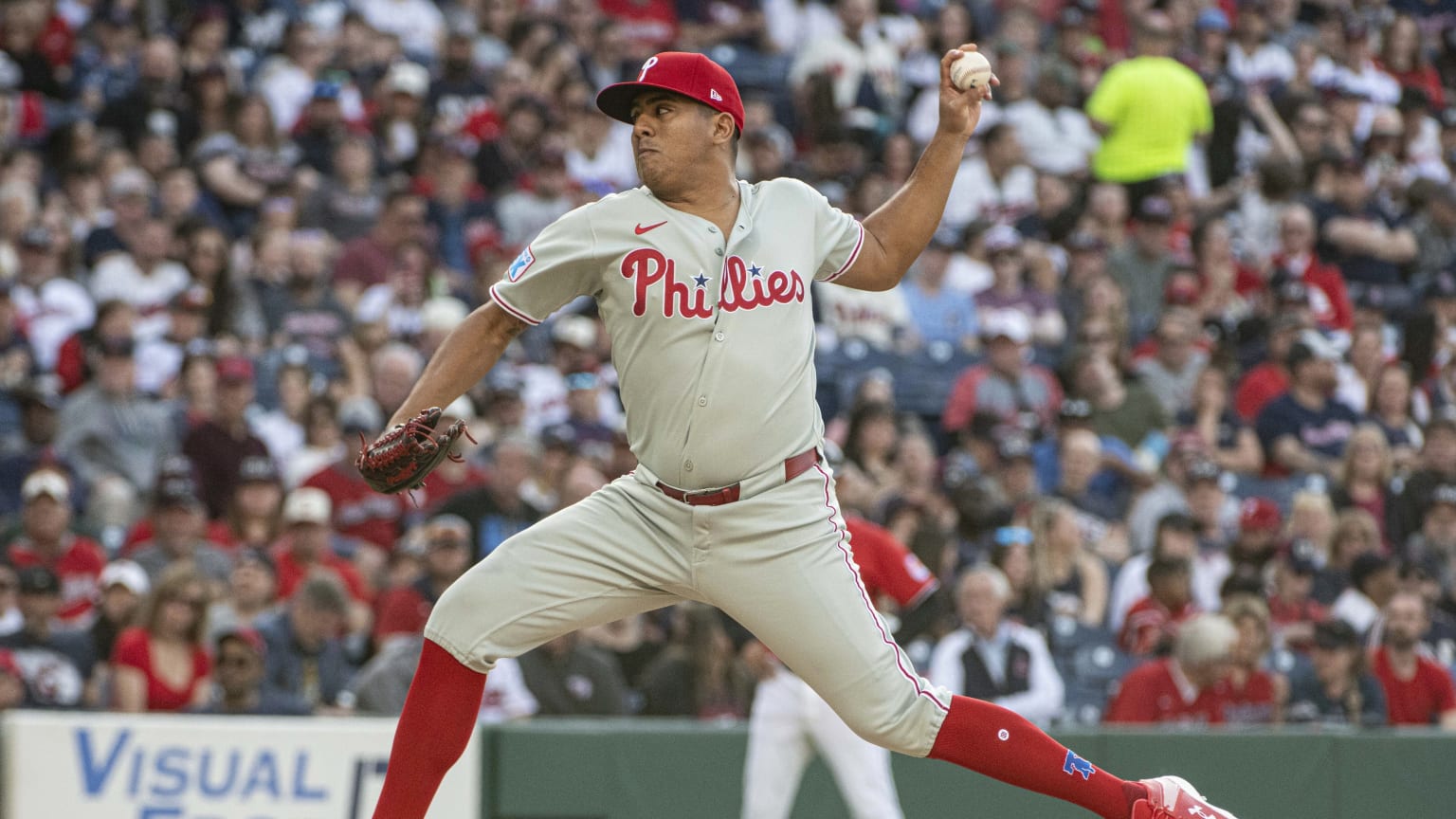 Ranger Suárez strikes out Kyle Manzardo | 05/10/2025 | MLB.com