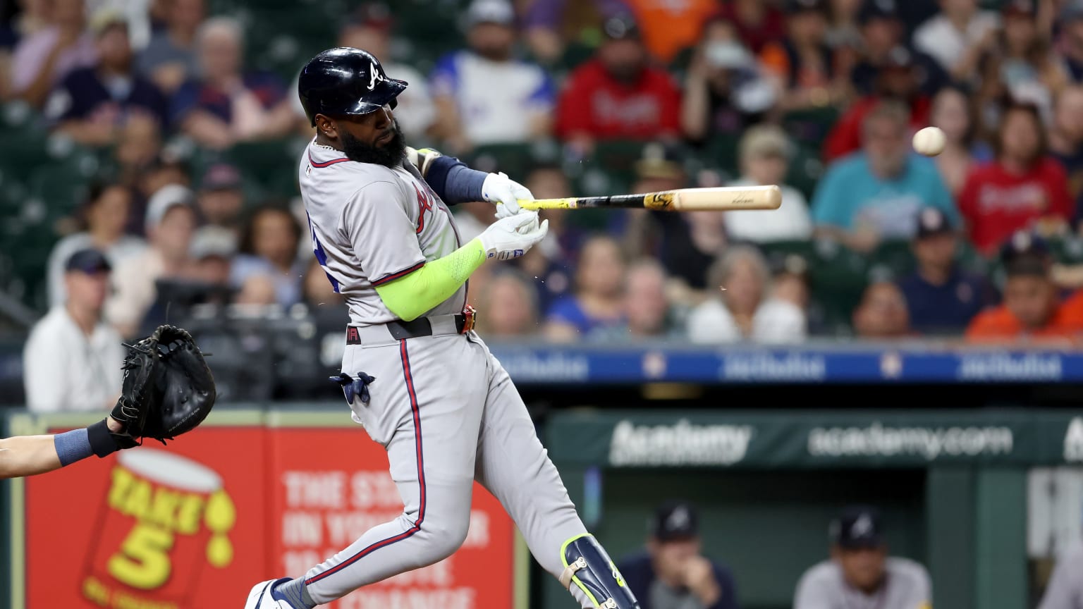 Marcell Ozuna's RBI single extends hit streak to 14 | 04/15/2024 ...