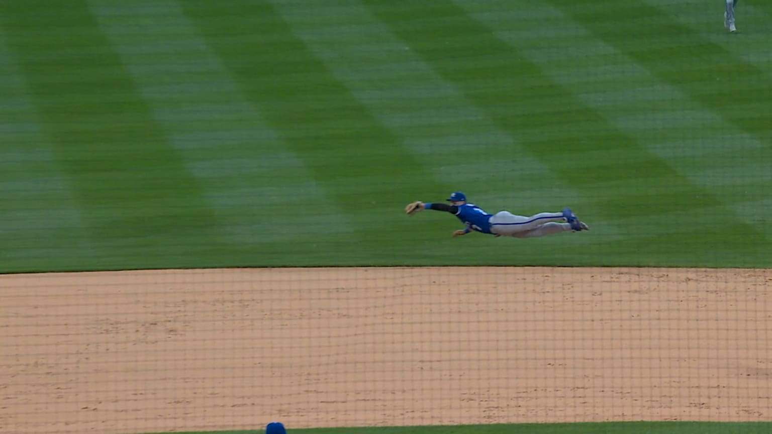 Bobby Witt Jr.'s diving play | 06/08/2025 | MLB.com