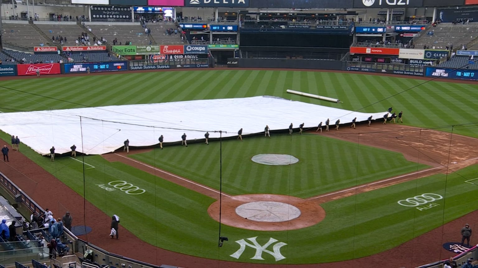 Tarp comes out in the Bronx, leads to a Yankees' win | 05/05/2024 | New ...