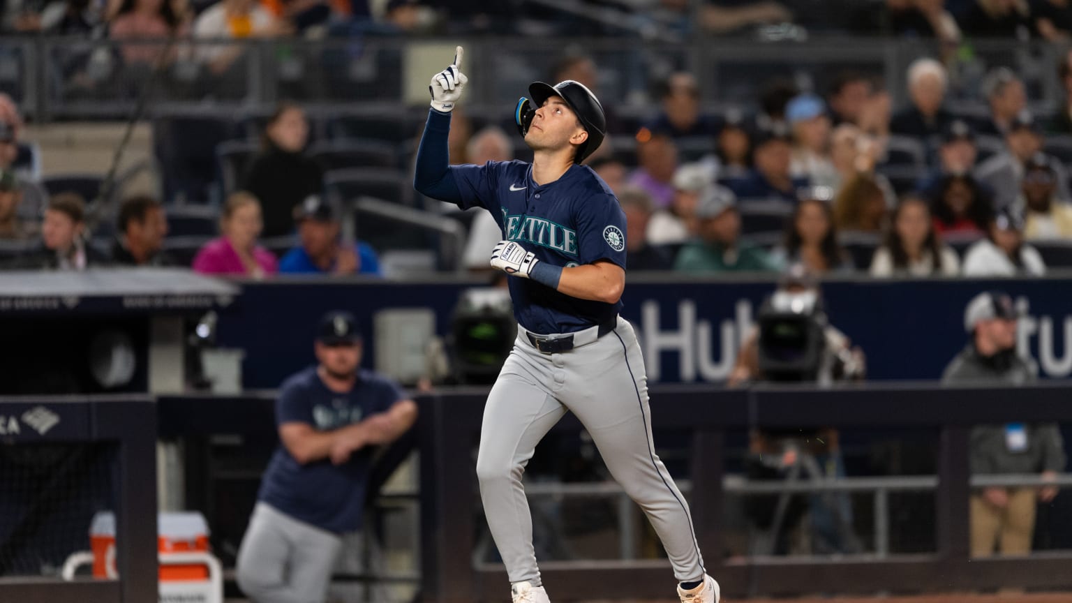 Dominic Canzone se va para la calle en la 8va | 20/05/2024 | Los ...