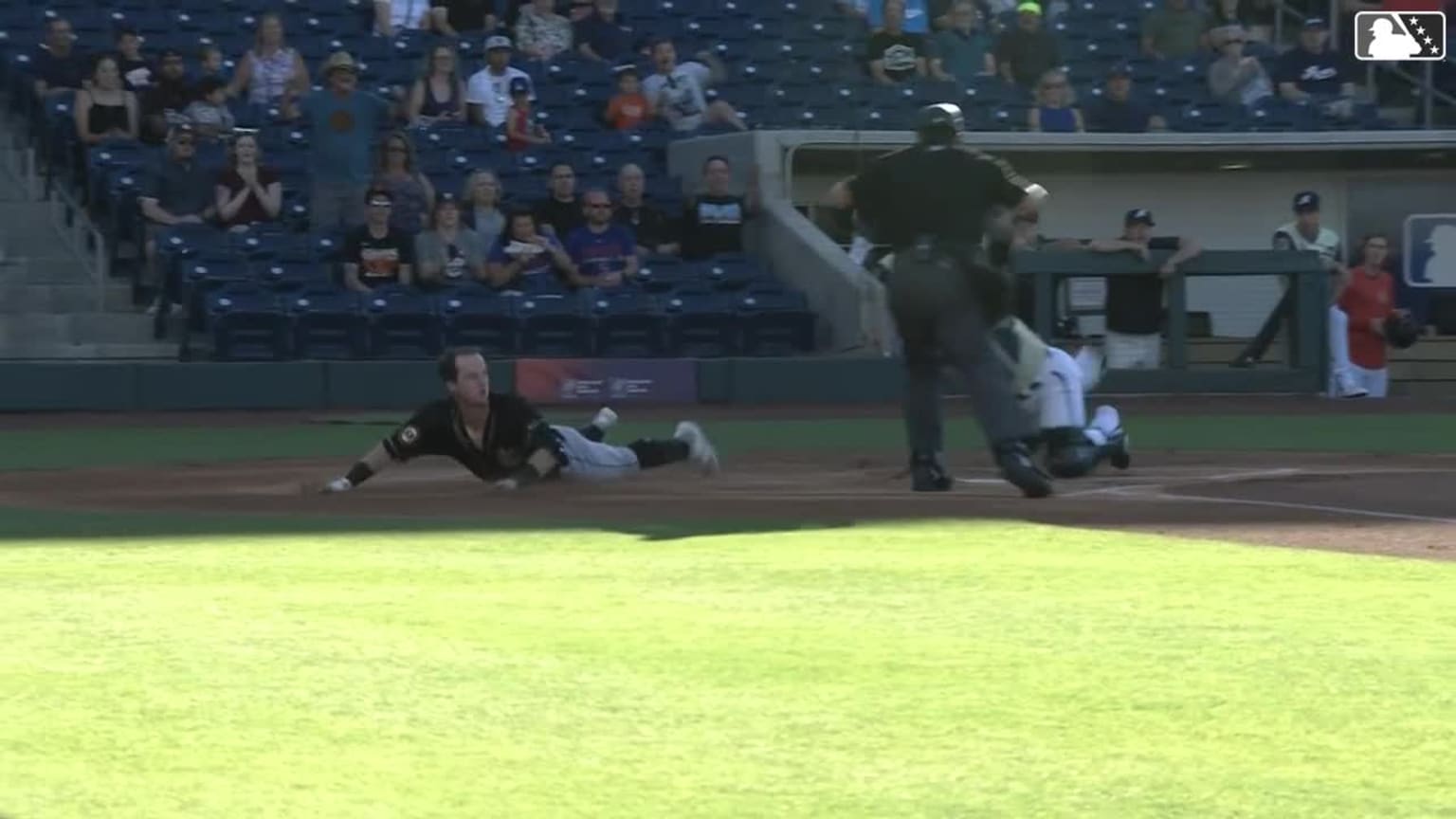 Tyler Fitzgerald's inside-the-park home run | 06/16/2024 | San ...