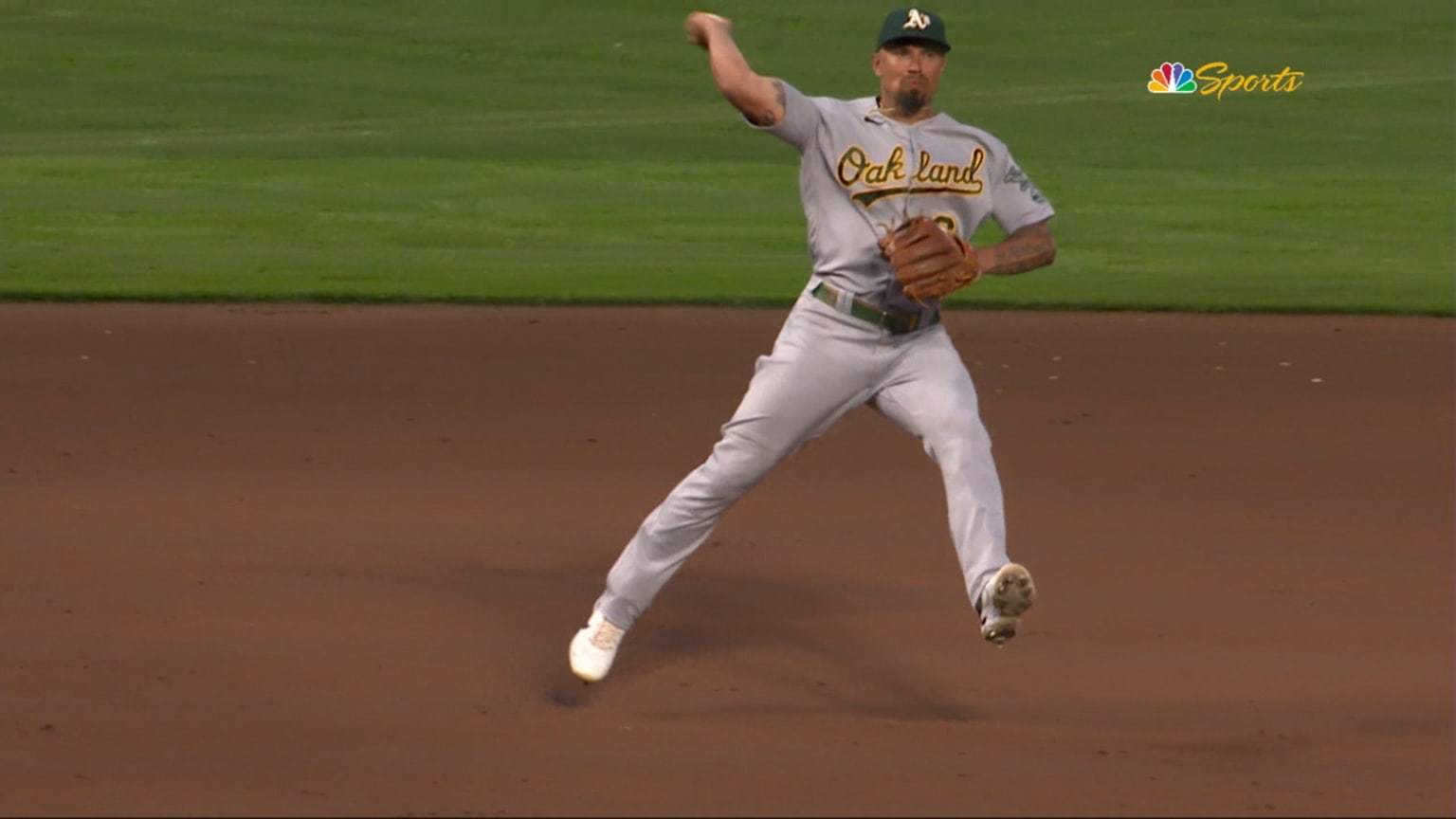 Jace Peterson makes a spinning throw for the out | 07/26/2023 | Arizona ...