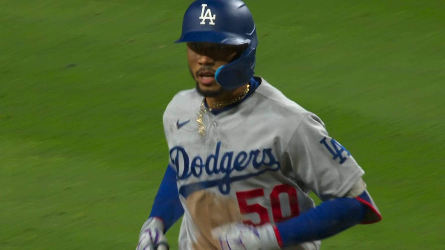 Mookie Betts descuenta con sacrificio | 14/10/2022 | Los Dodgers de Los ...