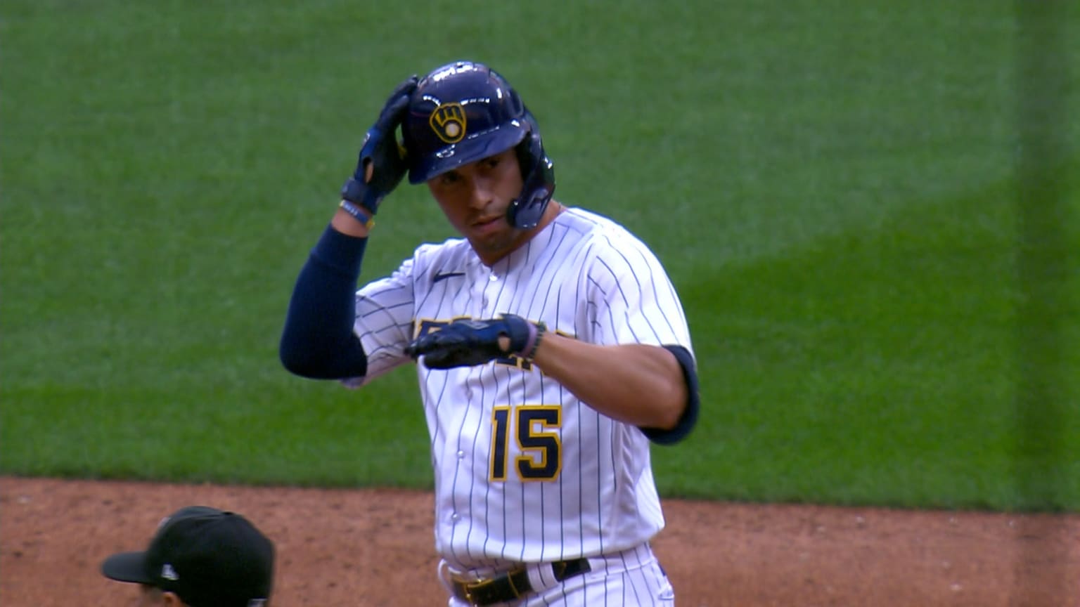 Tyrone Taylor laces a double to tie it in the 2nd | 09/02/2023 ...