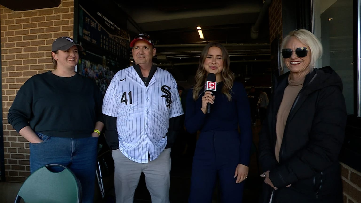 Tanner Murray's parents on his debut | 04/05/2026 | Chicago White Sox